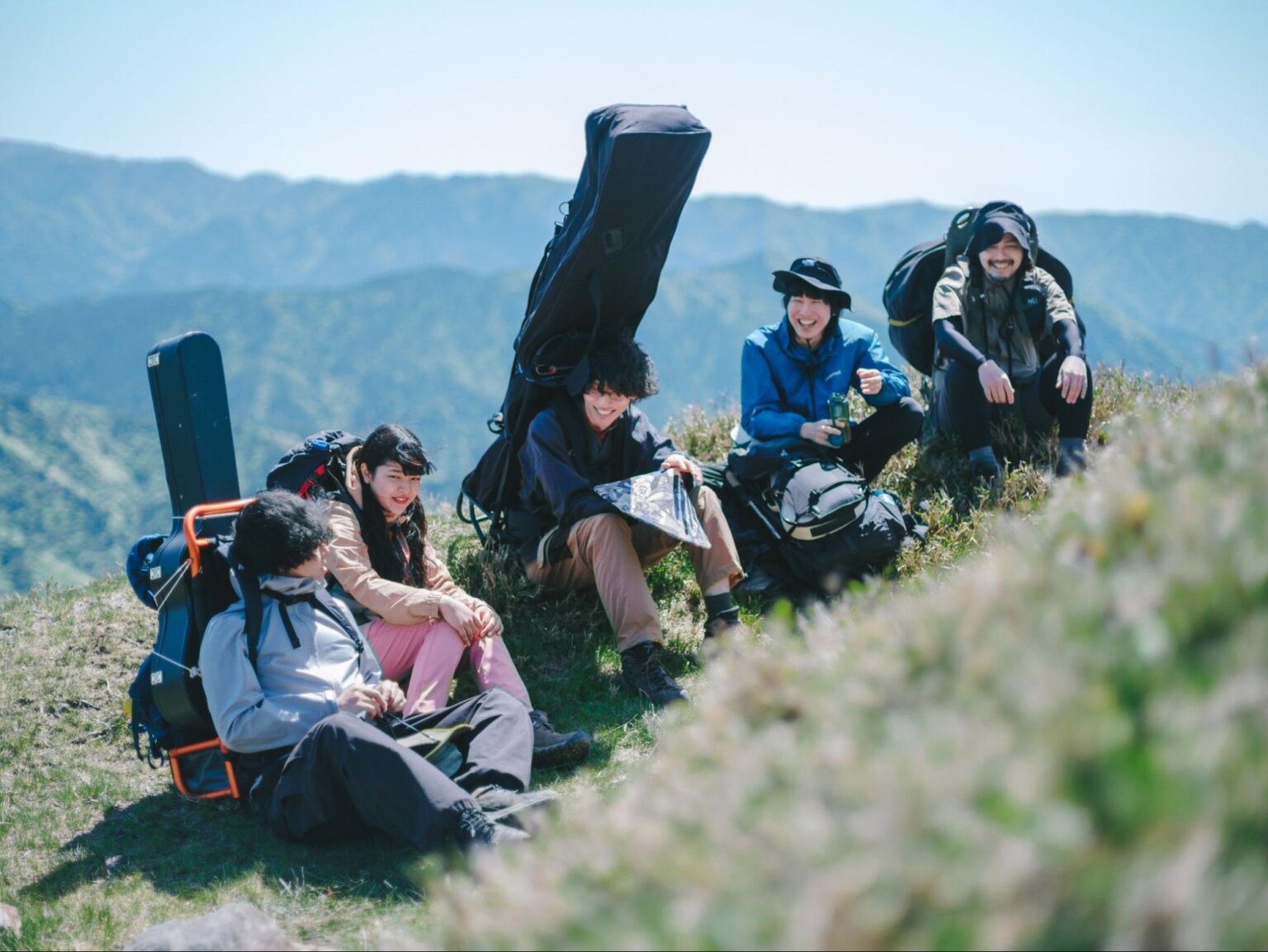 「スーパー登山部」というバンド｜楽器を歩荷して北アルプス・標高2,832mで奏でる自由な音楽 | YAMAP MAGAZINE