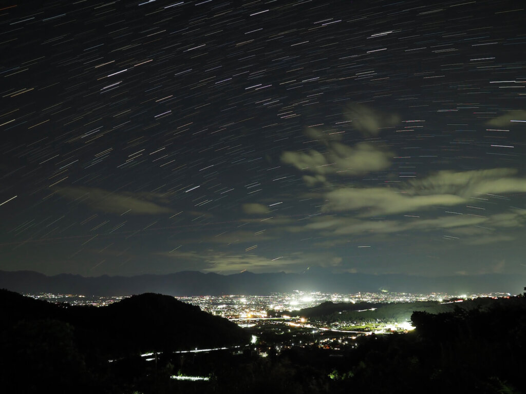 山にぴったりな一眼カメラOM SYSTEM「OM-5」の魅力 | YAMAP MAGAZINE