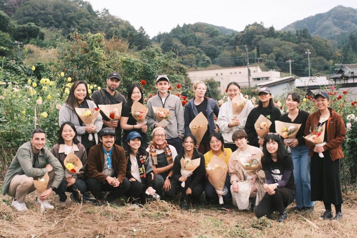 ハイキングでつながる、国境を越えた仲間たち｜MIDORI.so「open country」【登山部インタビュー】 | YAMAP MAGAZINE