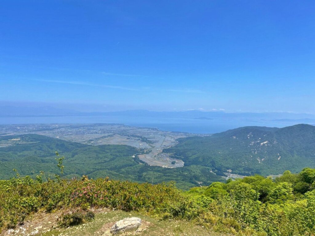 2025年は巳（み）年｜干支の山に登って縁起のいい新年を迎えよう | YAMAP MAGAZINE