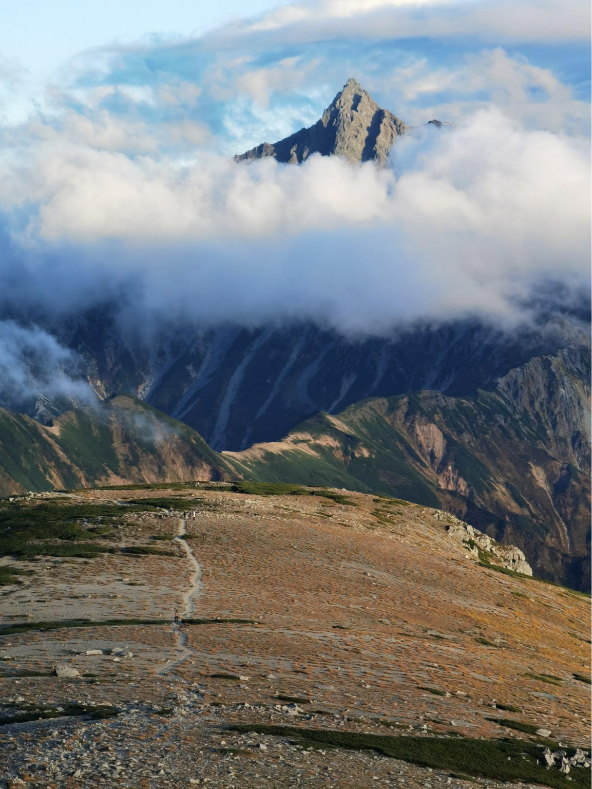 YAMAPフォトコンテスト2024 結果発表｜約1万8千点の頂点決まる | YAMAP MAGAZINE