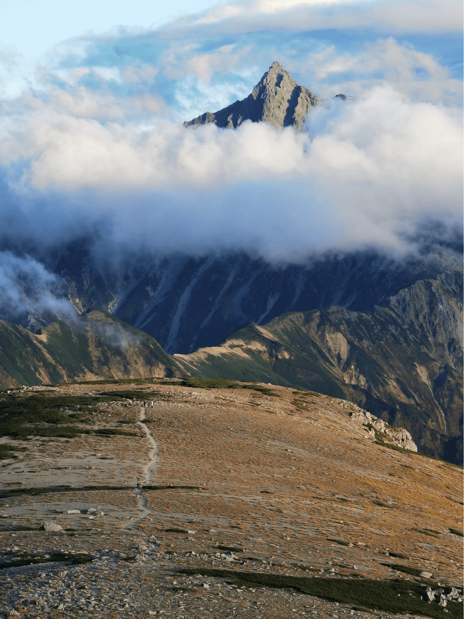 YAMAPフォトコンテスト2024 結果発表｜約1万8千点の頂点決まる | YAMAP MAGAZINE