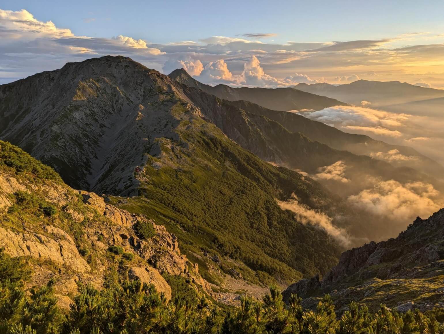 YAMAPフォトコンテスト2024 結果発表｜約1万8千点の頂点決まる | YAMAP MAGAZINE