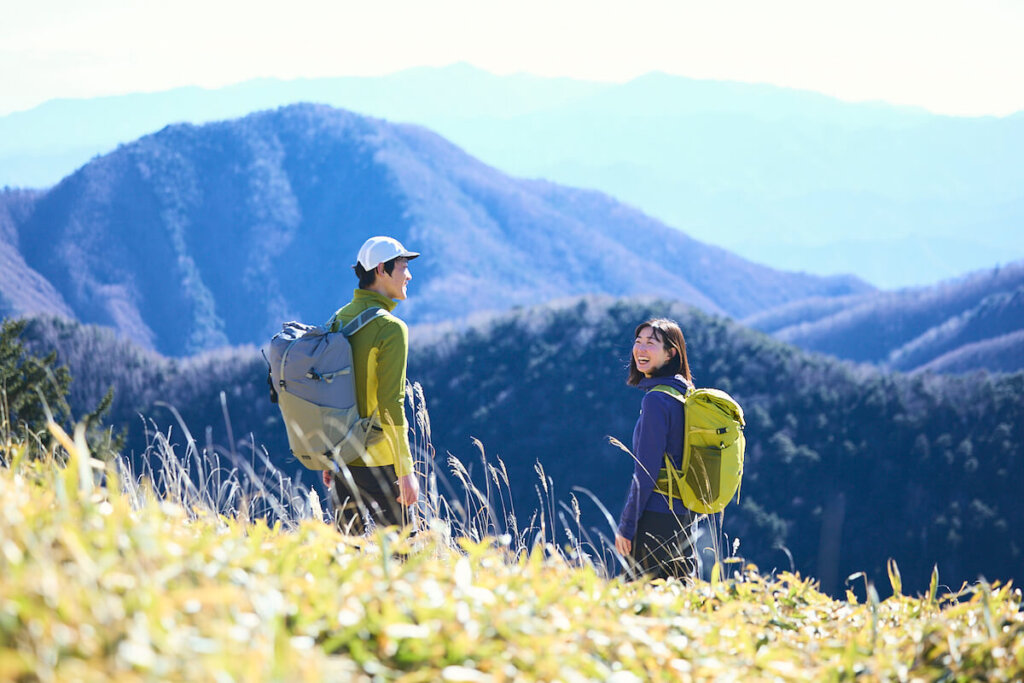 パタゴニアの定番フリース「R1」がリニューアル｜通気性と動きやすさに注目 | YAMAP MAGAZINE