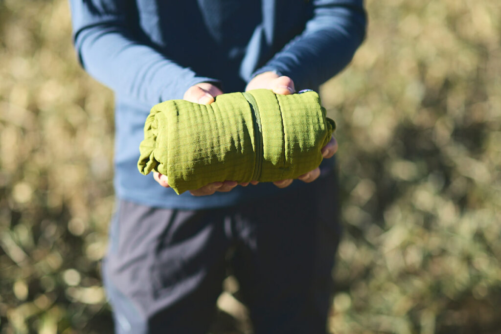 パタゴニアの定番フリース「R1」がリニューアル｜通気性と動きやすさに注目 | YAMAP MAGAZINE