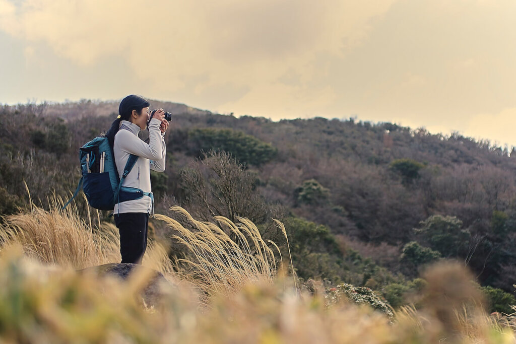 パタゴニアの定番フリース「R1」がリニューアル｜通気性と動きやすさに注目 | YAMAP MAGAZINE