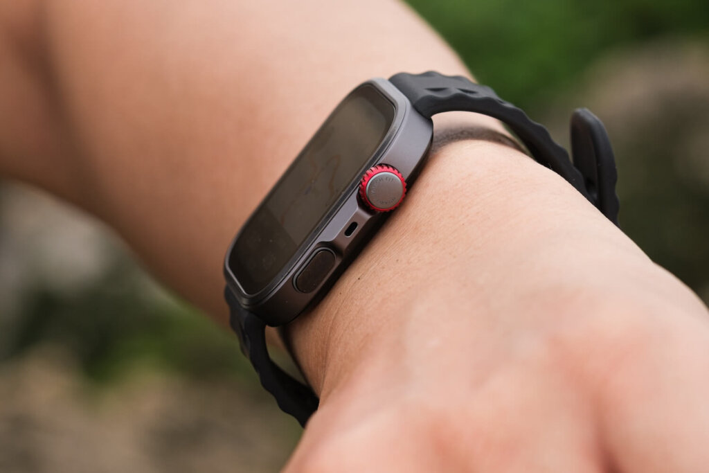 3万円台で登山ナビに心電図も！最新スマートウォッチ「FIT 4 Pro」 | YAMAP MAGAZINE