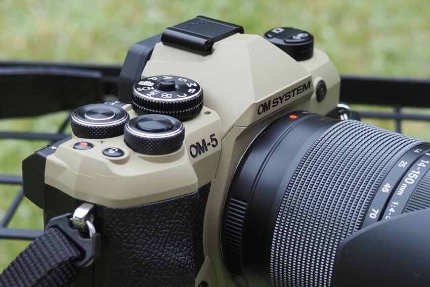 「OM-5 Mark Ⅱ」 登山者に人気のタフな一眼カメラに最新モデル登場！ | YAMAP MAGAZINE